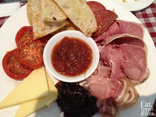 Long Track Pantry, Jugiong « Eat. Travel. Bliss.